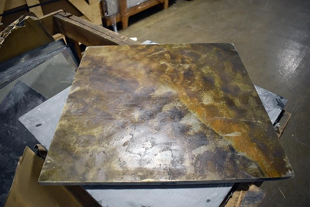 SLATE LOOK TILE 18" X 18" 5 TILES PER BOX Walker Zanger